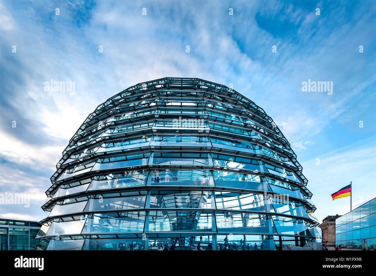 Dome of the reichstag building hi-res stock photography and images - Alamy