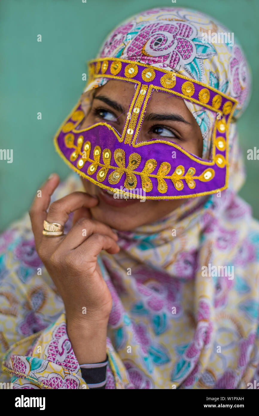 Bandari woman with traditional mask, Persian Gulf, Iran, Asia Stock ...
