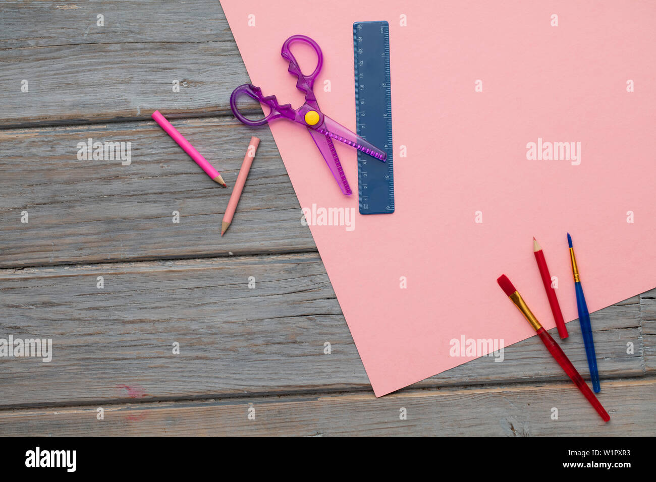 Overhead art hi-res stock photography and images - Alamy