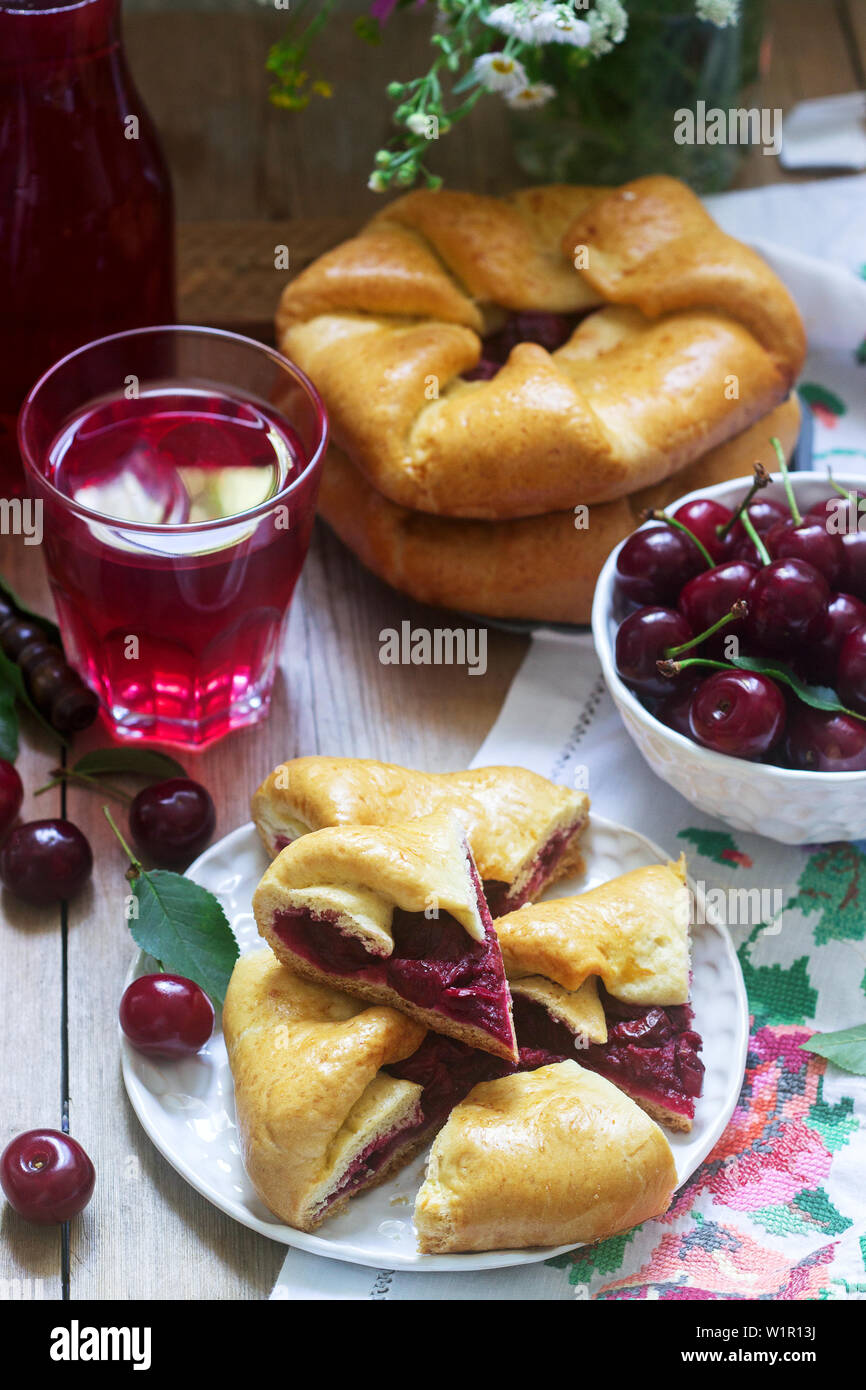 Placenta cake hi-res stock photography and images - Alamy