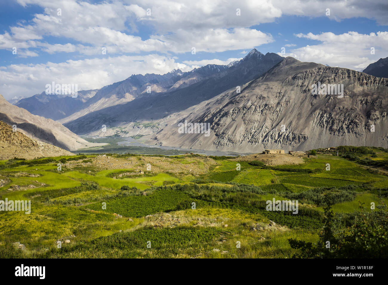 Afghanistan tajikistan hi-res stock photography and images - Alamy