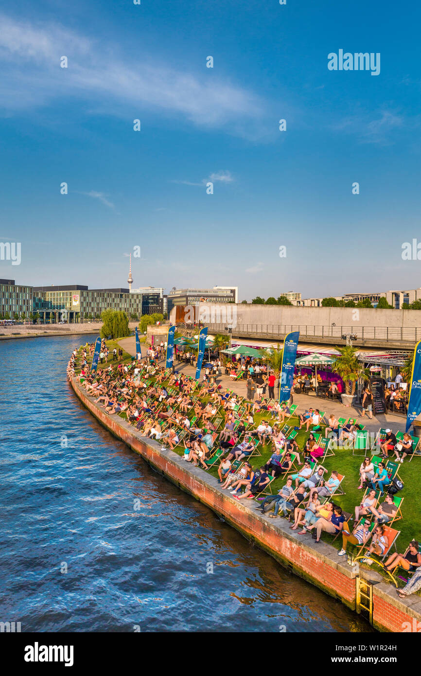 Beach bar Capital Beach along the River Spree, Government Quarter ...