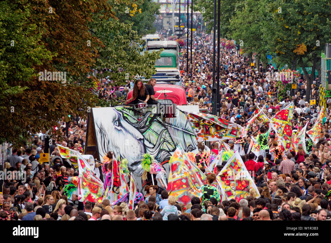 Notting hill carnival street art hi-res stock photography and images ...