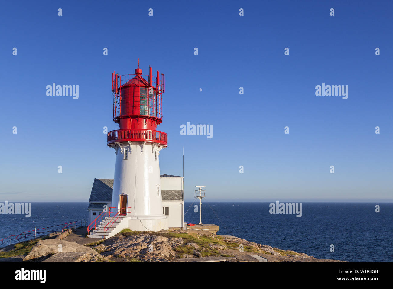 Cape lindesnes lighthouse hi-res stock photography and images - Alamy