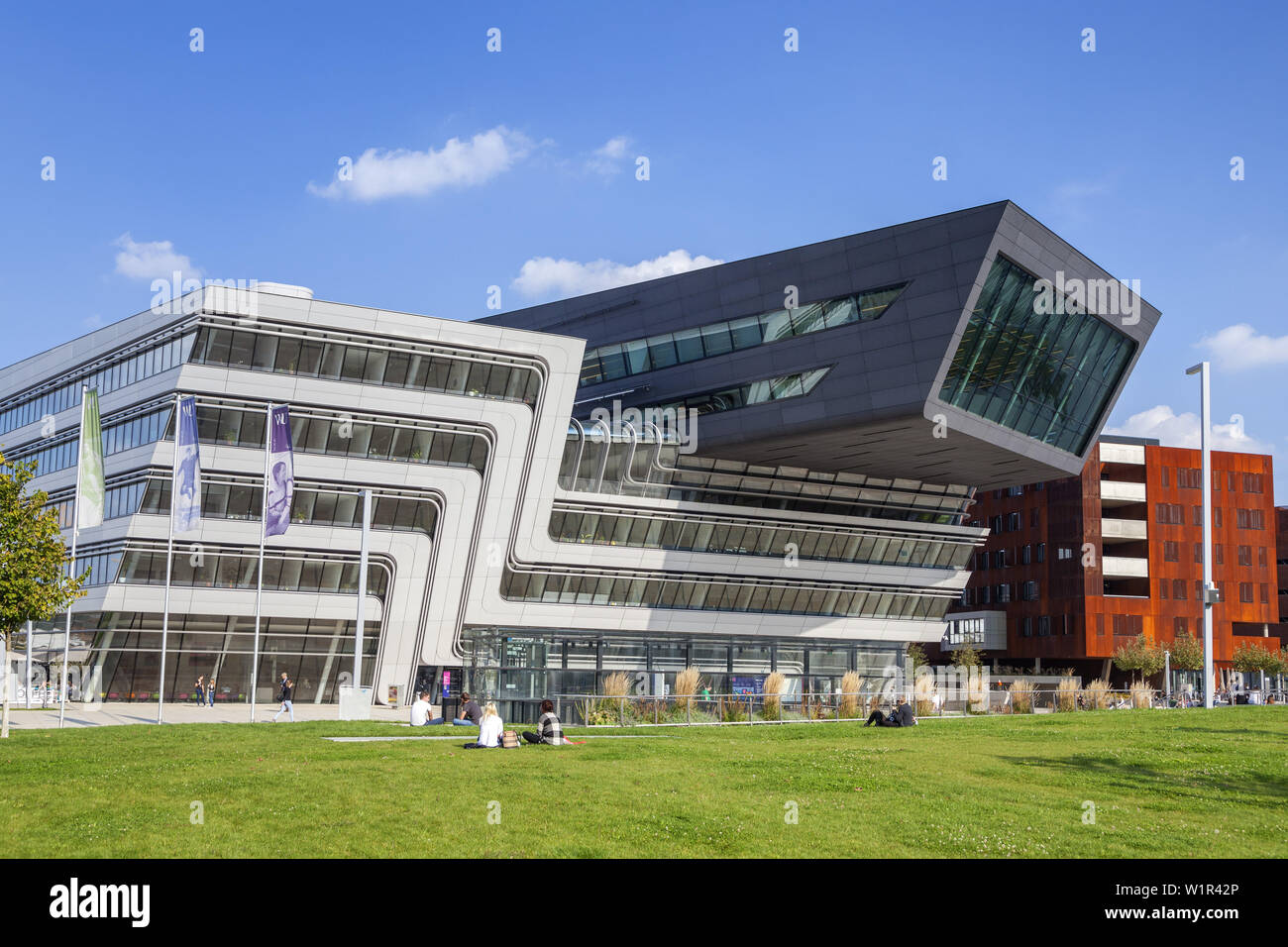 Campus wu vienna university of economics hi-res stock photography and ...