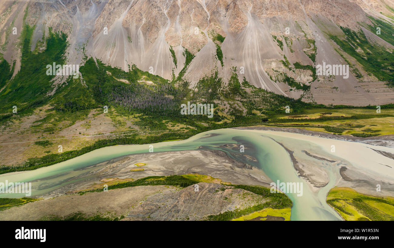 Kluane canada aerial hi-res stock photography and images - Alamy