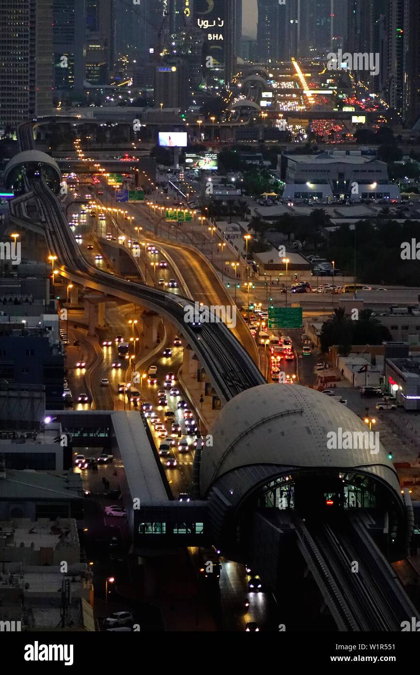 Night, Traffic, Skyline, Dubai Metro Stations, Sheikh Zayed Road, Dubai ...
