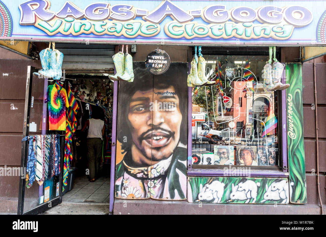 Vintage Clothes Shop Chelsea New York USA Stock Photo - Alamy