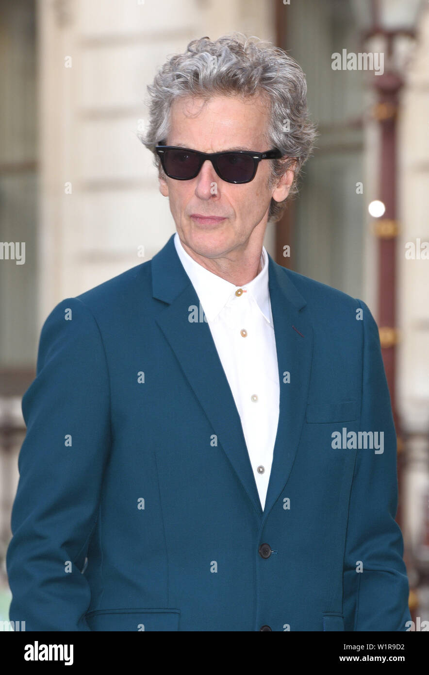 London, UK. Peter Capaldi at the Royal Academy Of Arts Summer ...