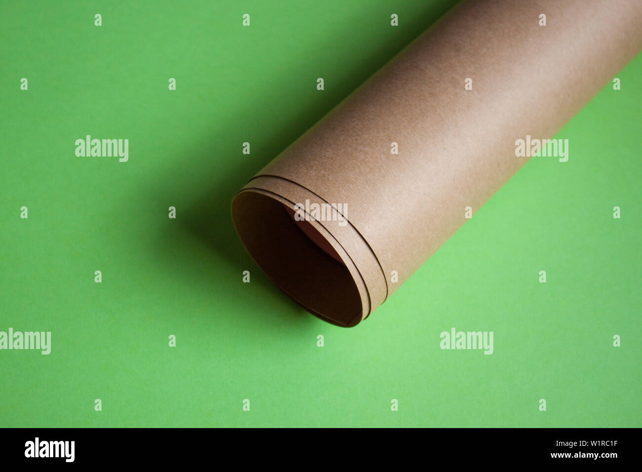 Wrapping paper roll cutout hi-res stock photography and images - Alamy