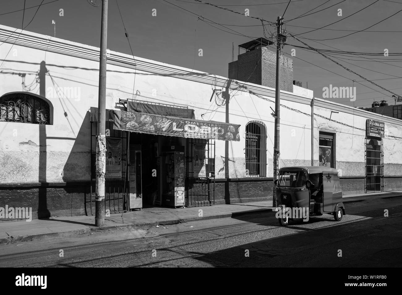 Ica peru Black and White Stock Photos & Images - Alamy