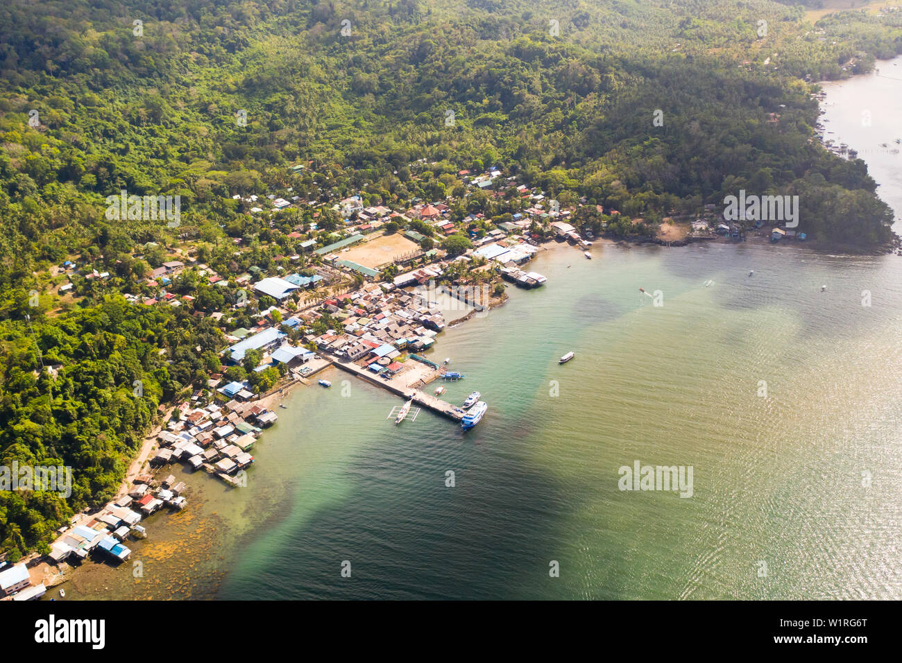 Balabac port houses on water hi-res stock photography and images - Alamy