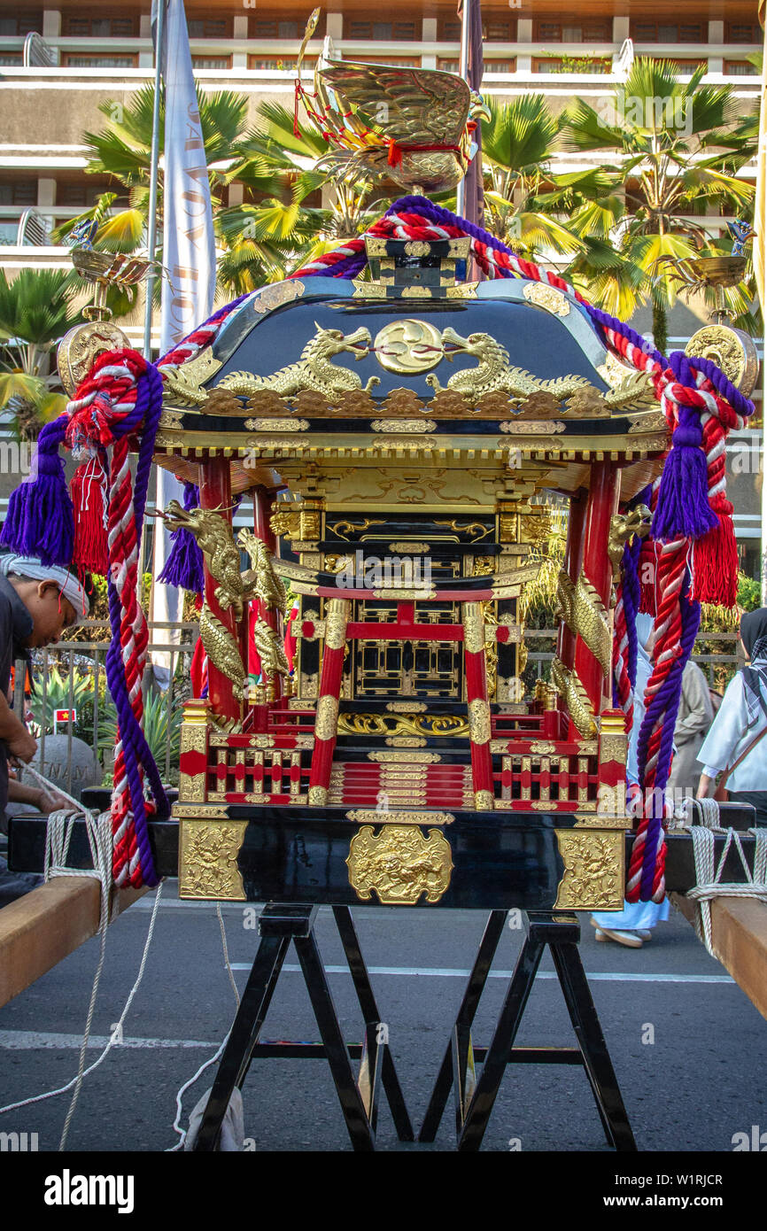 Mikoshi Stock Photos & Mikoshi Stock Images - Alamy