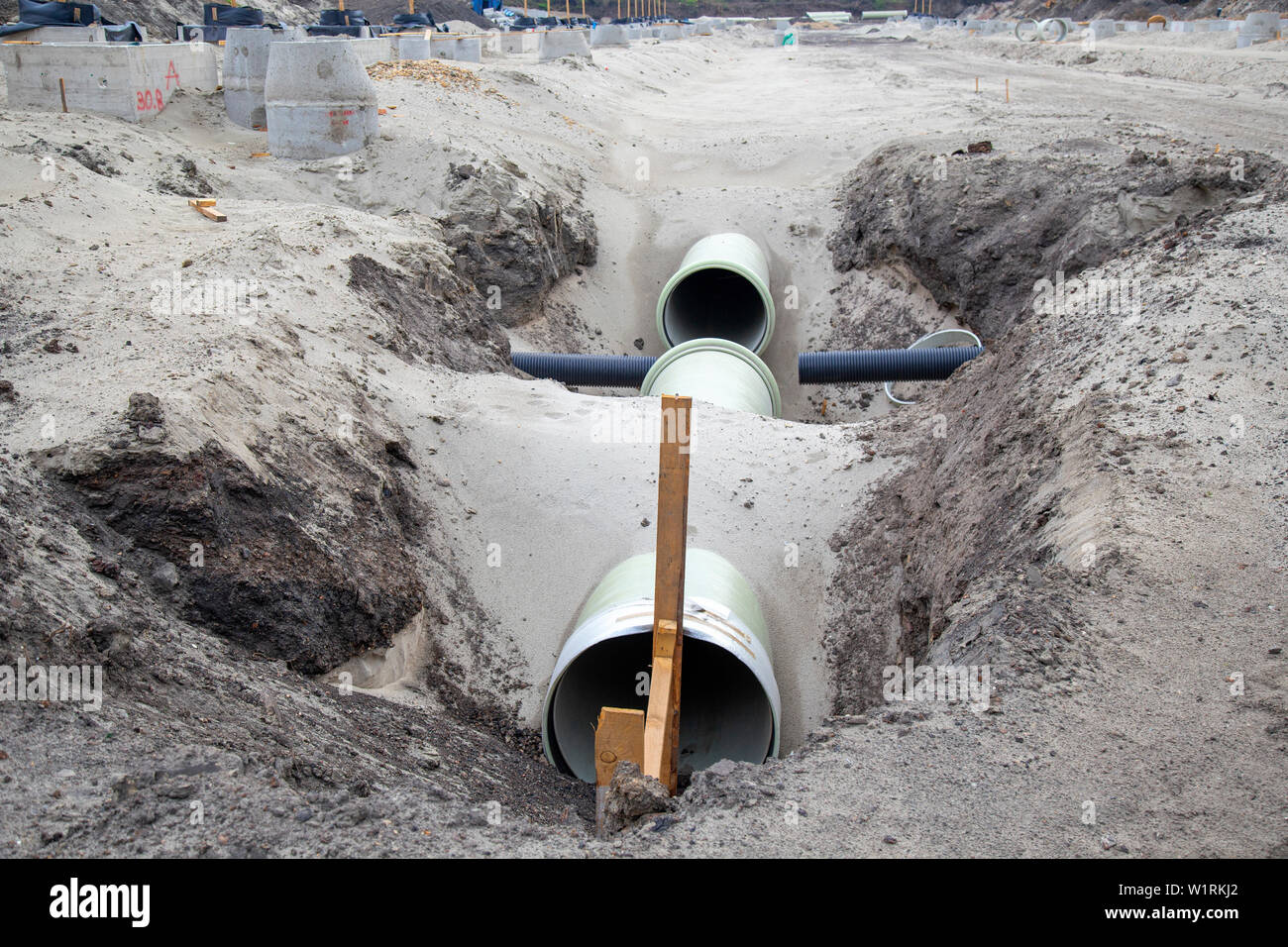 Precast concrete pipes hi-res stock photography and images - Alamy