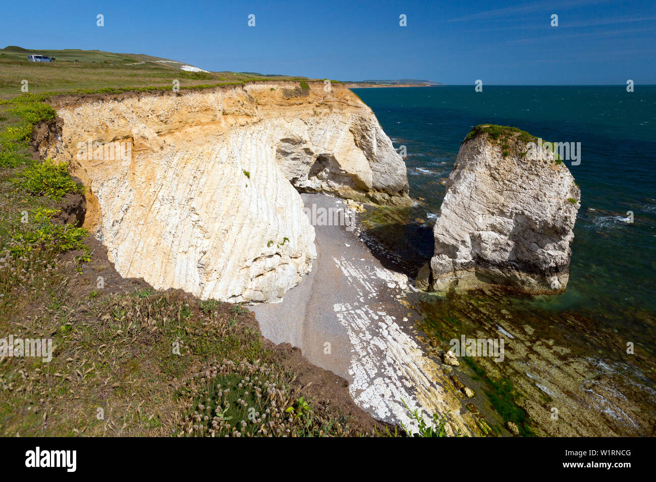 Wave cut platform cliff hi-res stock photography and images - Alamy