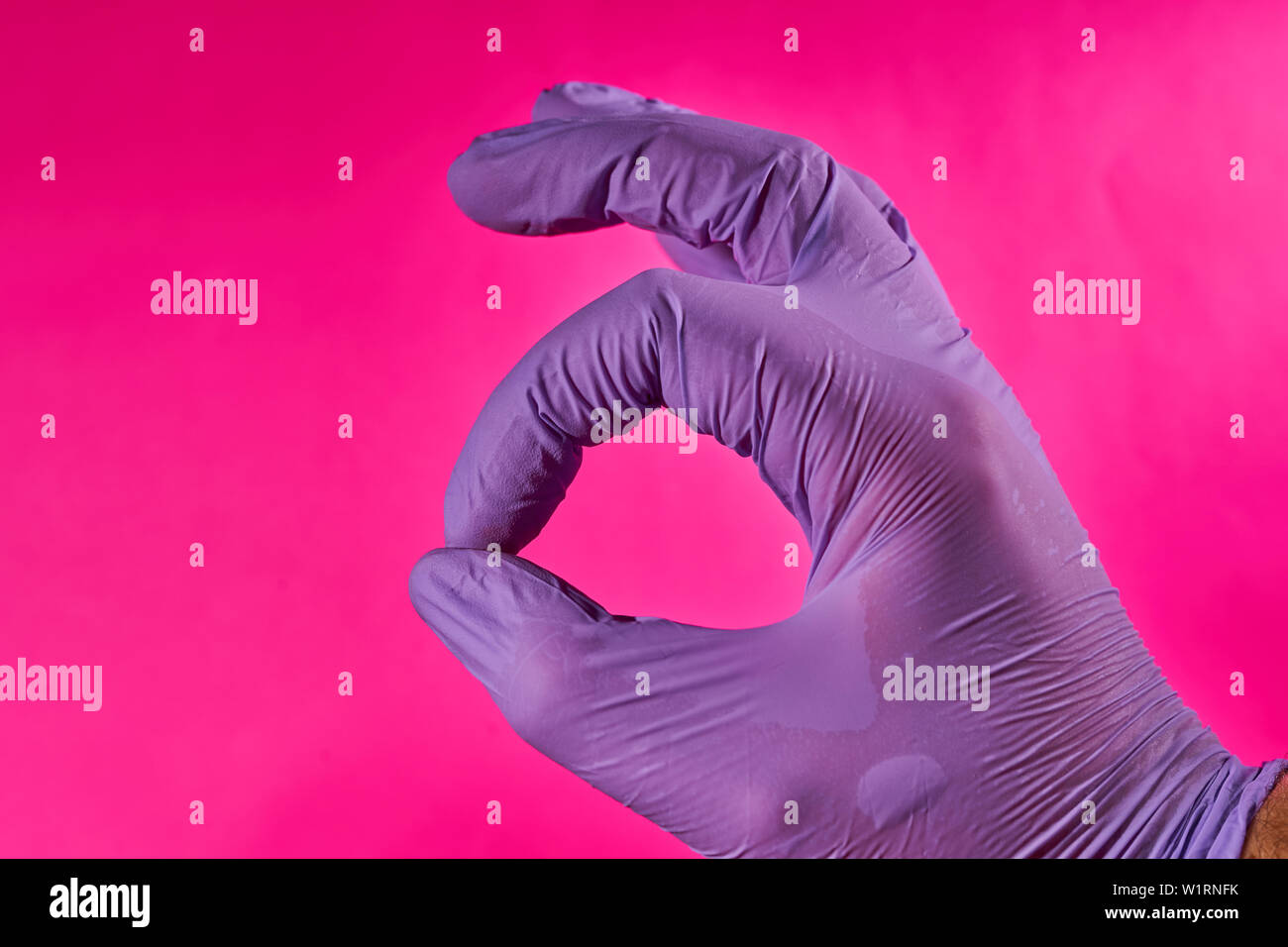 male hand pointing up okay, yes, accepting hand sign to the side Stock ...