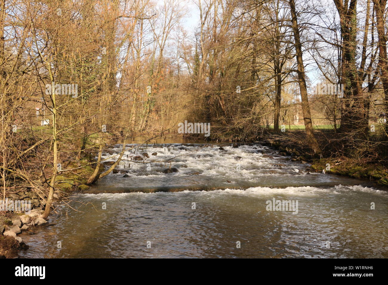 Stille flusslandschaft hi-res stock photography and images - Alamy