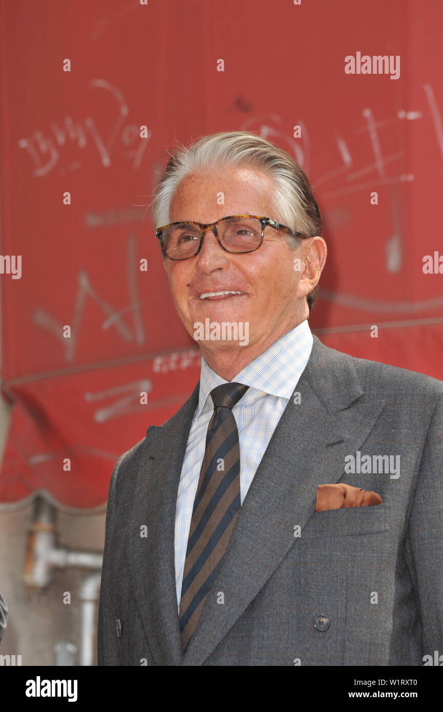 LOS ANGELES, CA. August 12, 2009: Actor George Hamilton was today ...