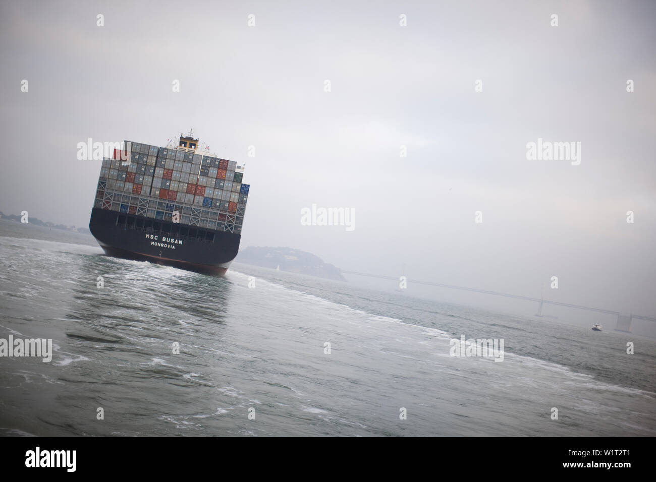 Transporting containers by sea hi-res stock photography and images - Alamy