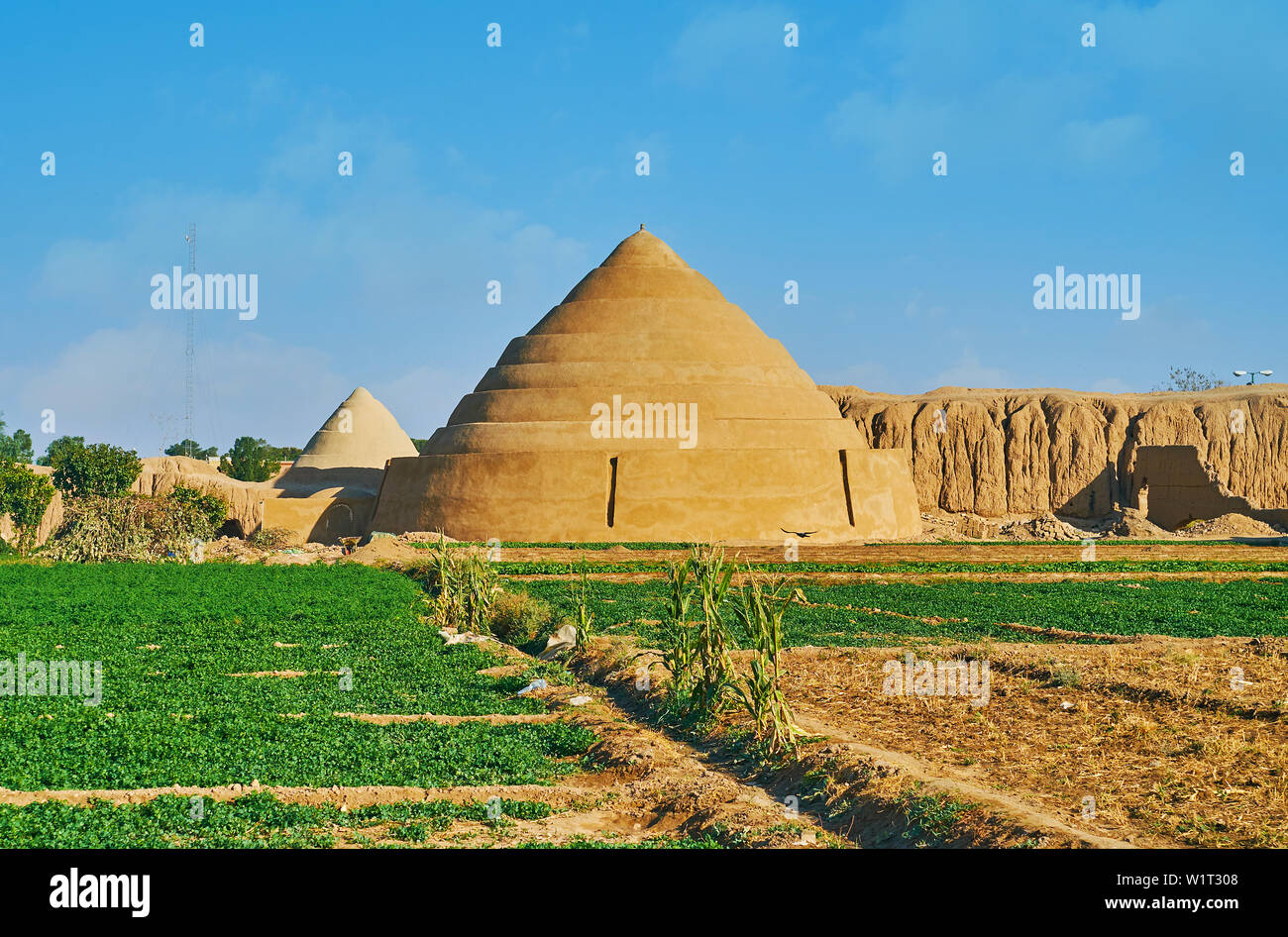 Yakhchals iran hi-res stock photography and images - Alamy