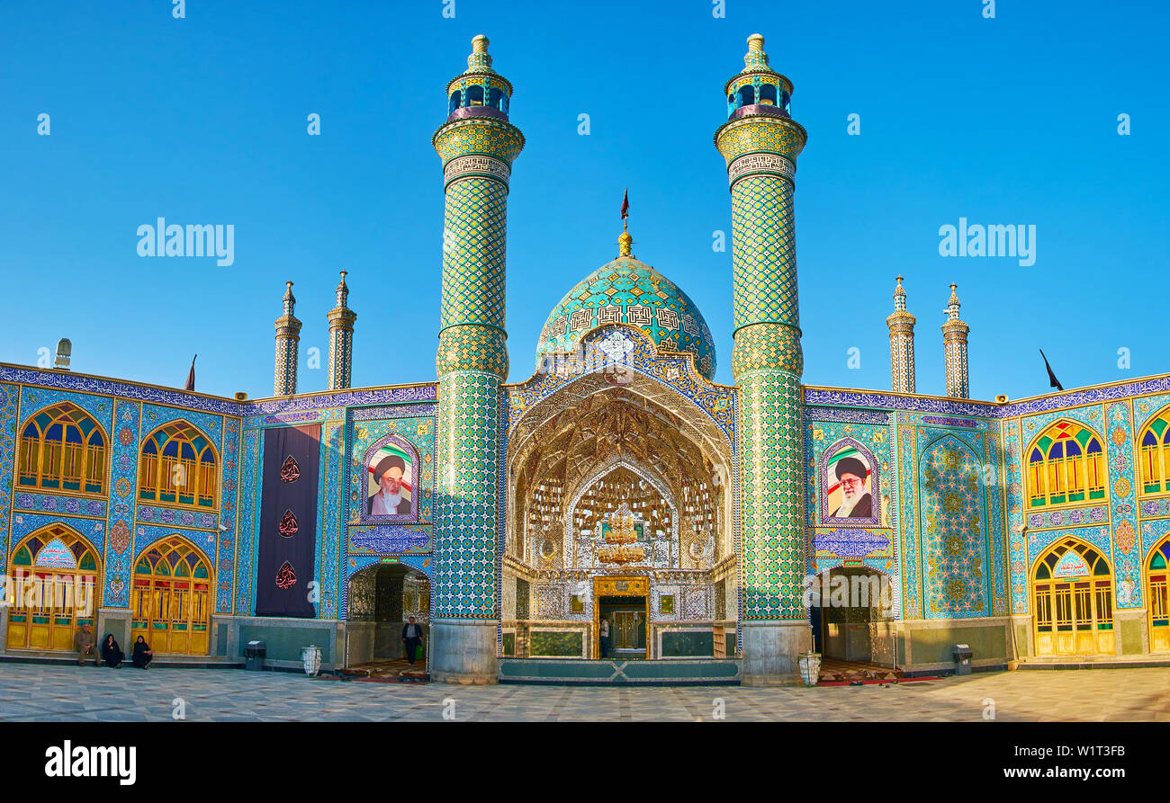 Muqarnas arch hi-res stock photography and images - Alamy