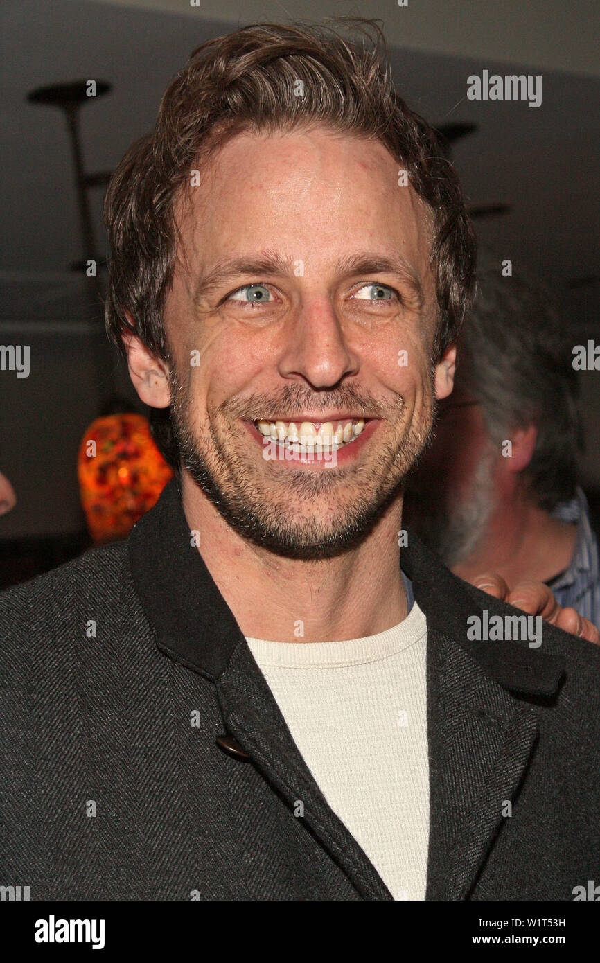 Snl book hi-res stock photography and images - Alamy