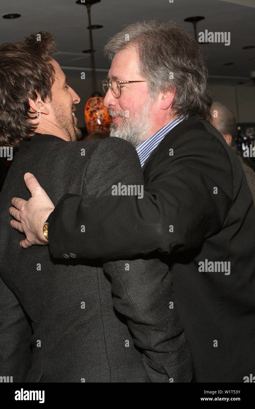 Tom davis actor hi-res stock photography and images - Alamy