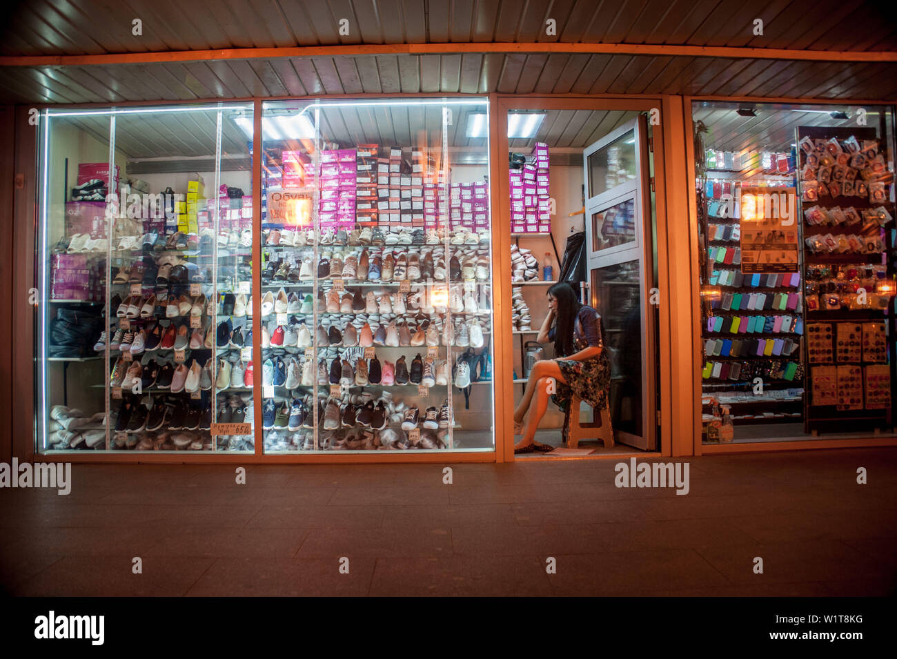 Saleswoman shoes hi-res stock photography and images - Alamy