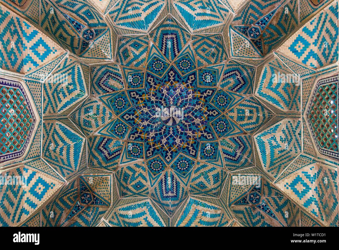 Kerman mosque dome hi-res stock photography and images - Alamy