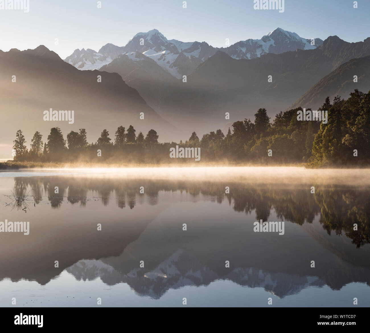 Westland tai poutini national park hi-res stock photography and images ...