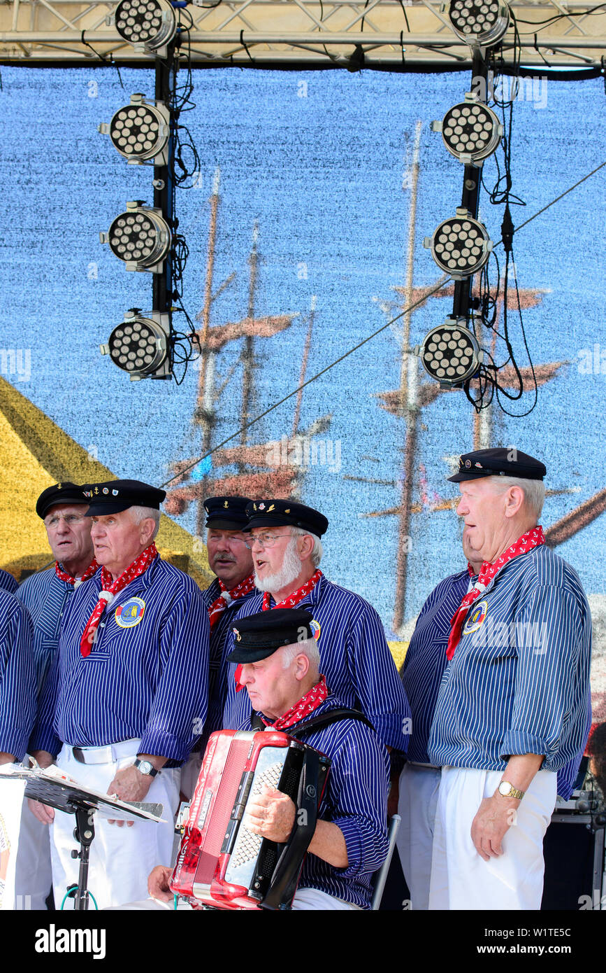 Hansesail hi-res stock photography and images - Alamy