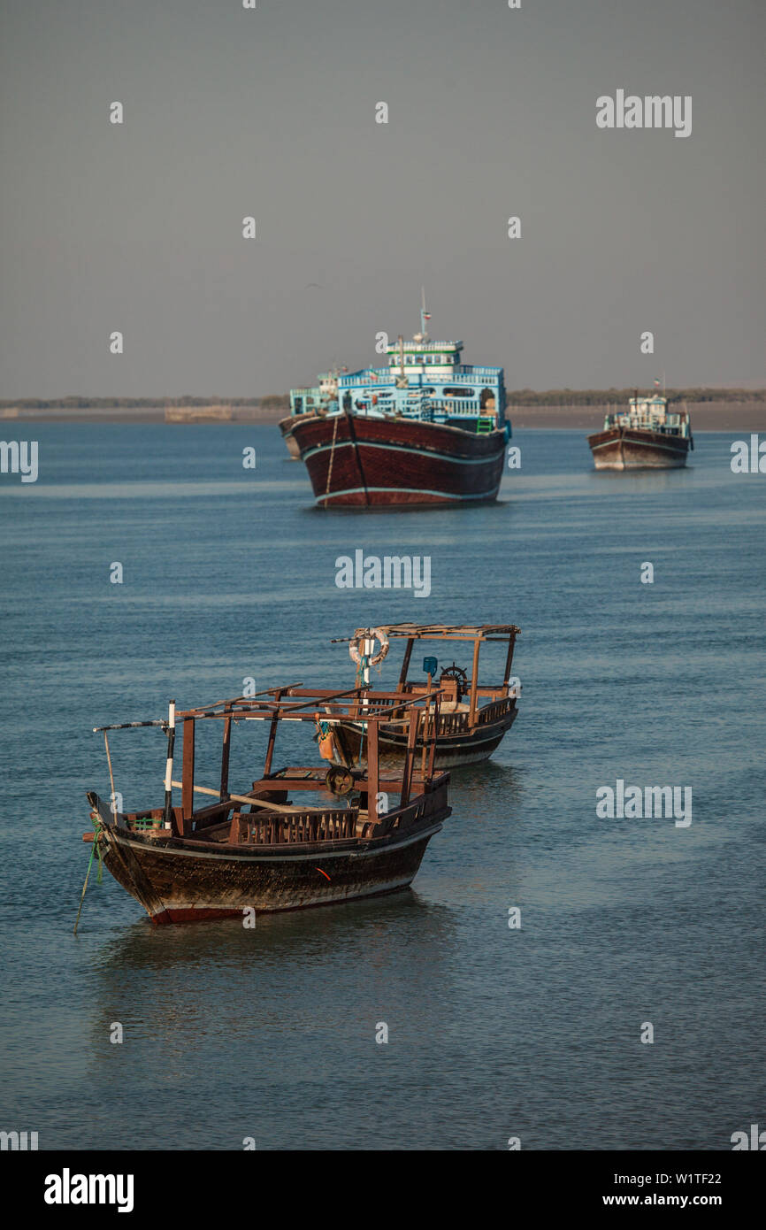 Traditional Lenj ship of Qeshm, Persian Gulf, Iran, Asia Stock Photo ...