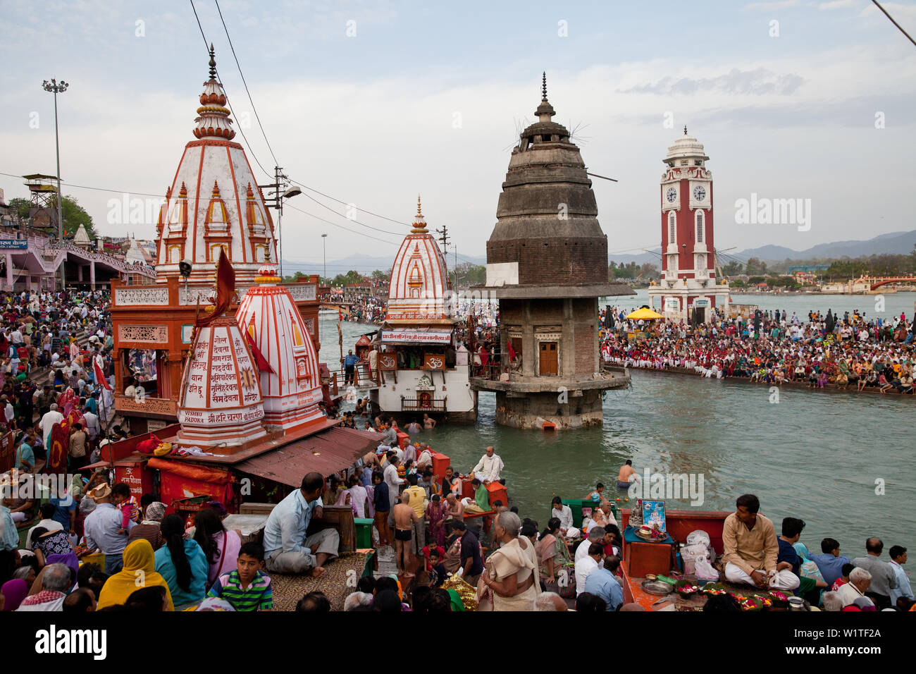Har ki pauri hi-res stock photography and images - Alamy