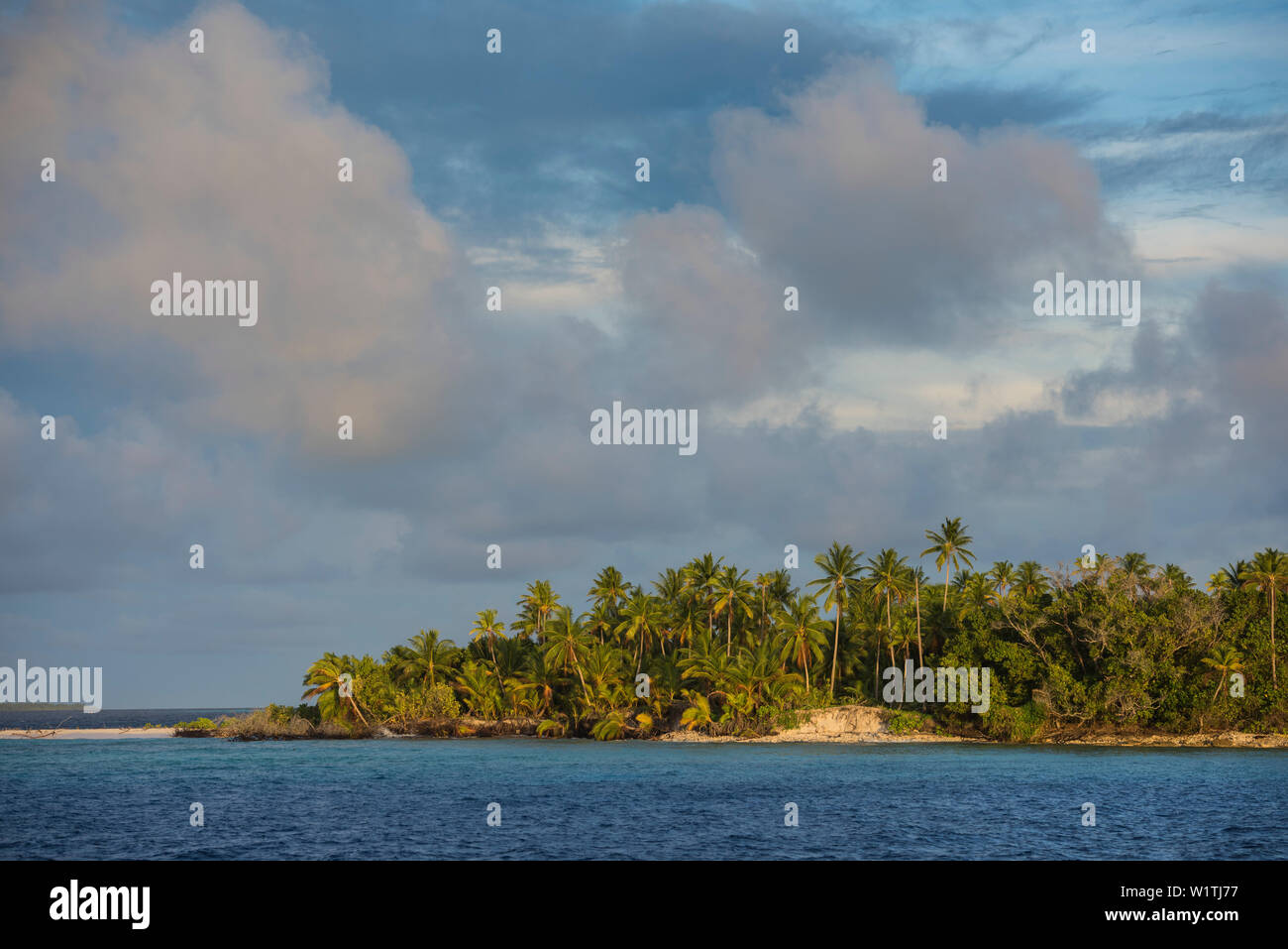 Likiep atoll marshall islands pacific hi-res stock photography and ...