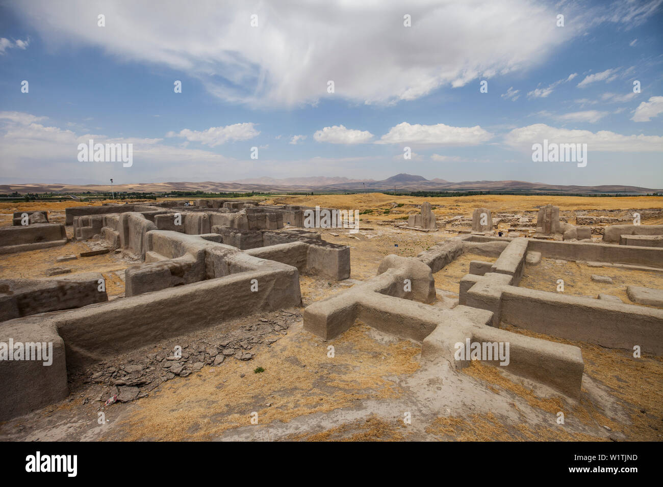 Hasanlu hi-res stock photography and images - Alamy