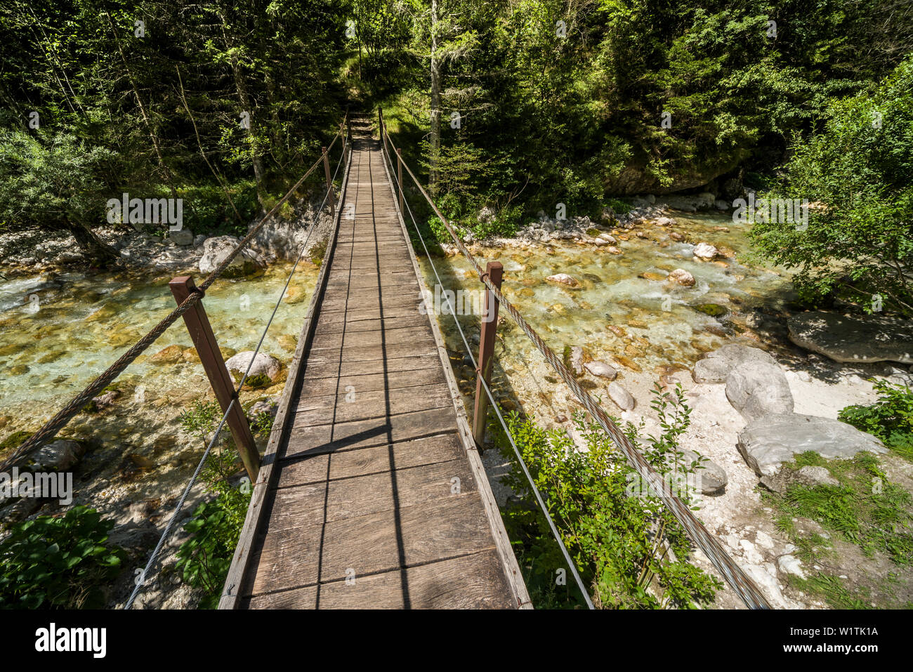 Plank bridge hi-res stock photography and images - Alamy