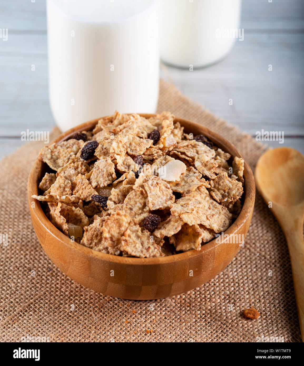 Oat cereal and rice flakes with milk Stock Photo - Alamy