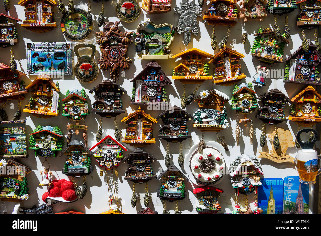 Baden wurttemberg cuckoo clock hi-res stock photography and images - Alamy
