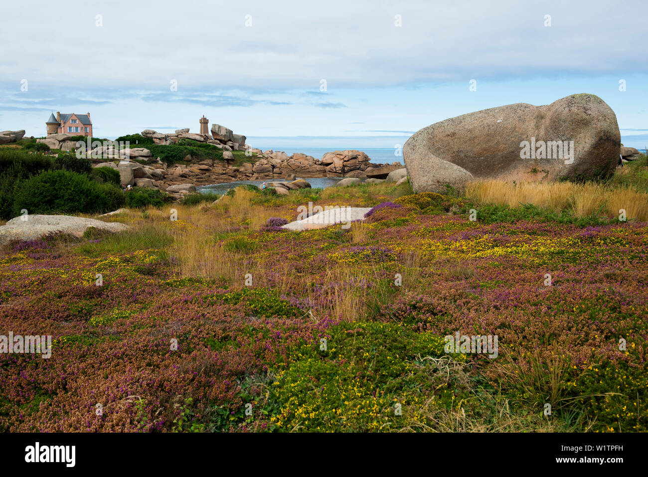 Maison Gustave Eiffel with lighthouse and granite rocks, Phare de ...