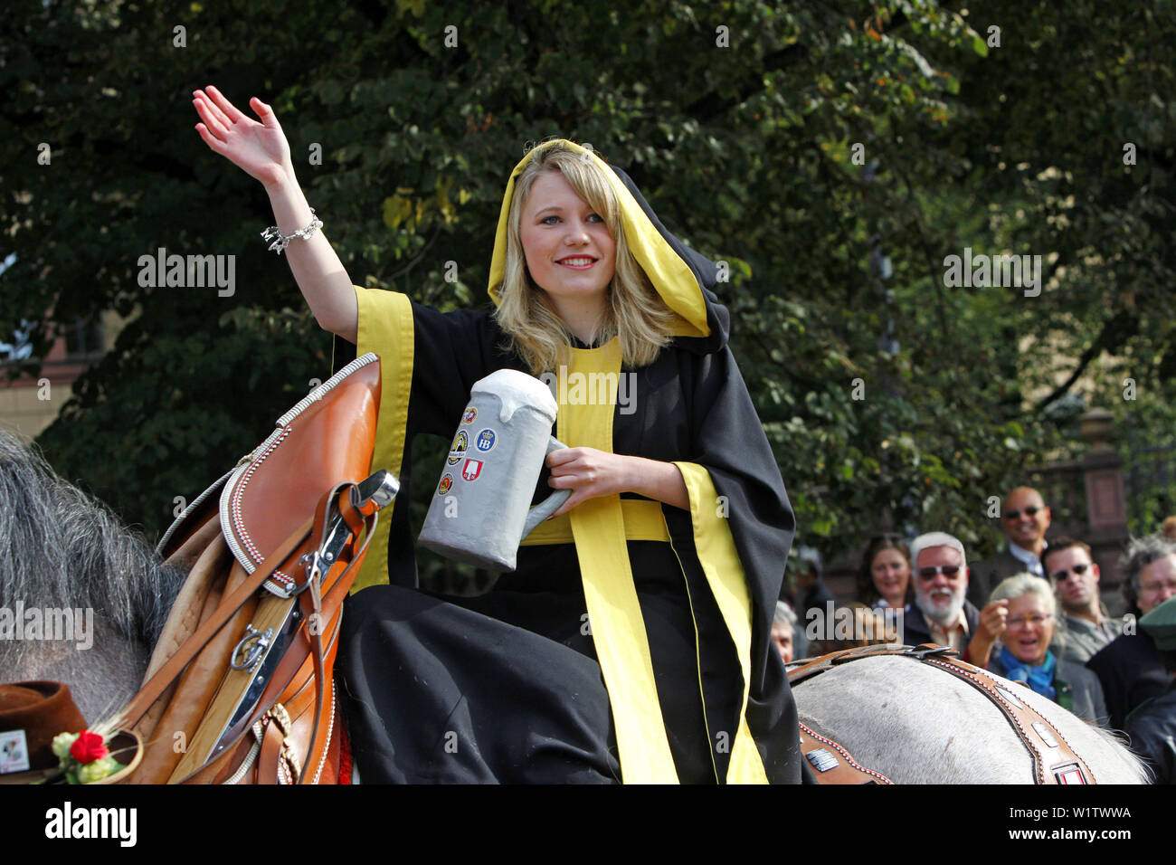 Muenchner kindl hi-res stock photography and images - Alamy