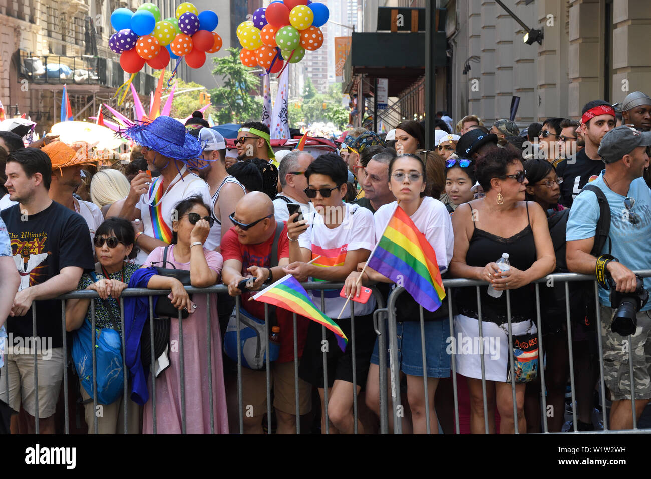 Nyc pride parade 2019 hi-res stock photography and images - Alamy