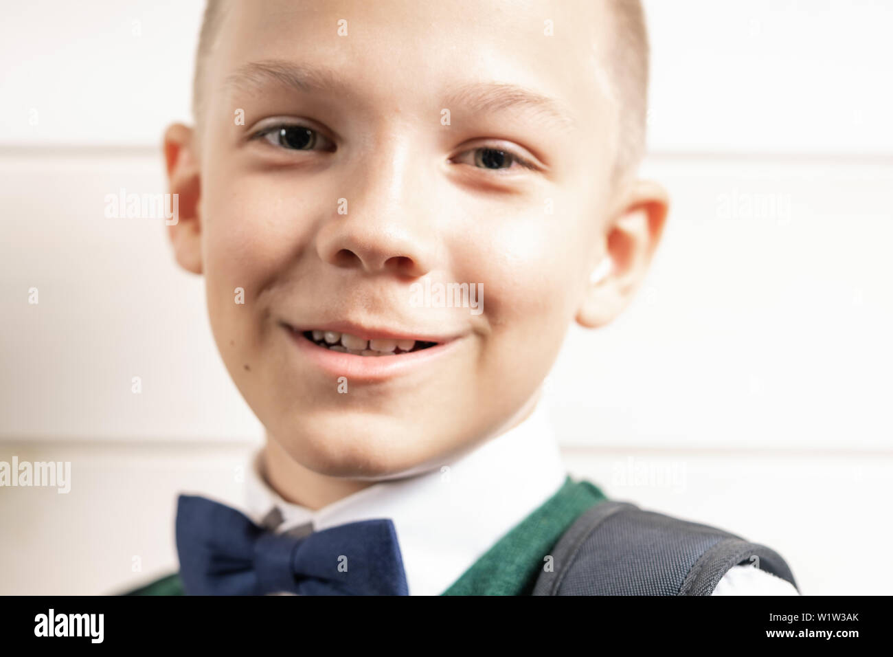 10 year old boy model hi-res stock photography and images - Alamy
