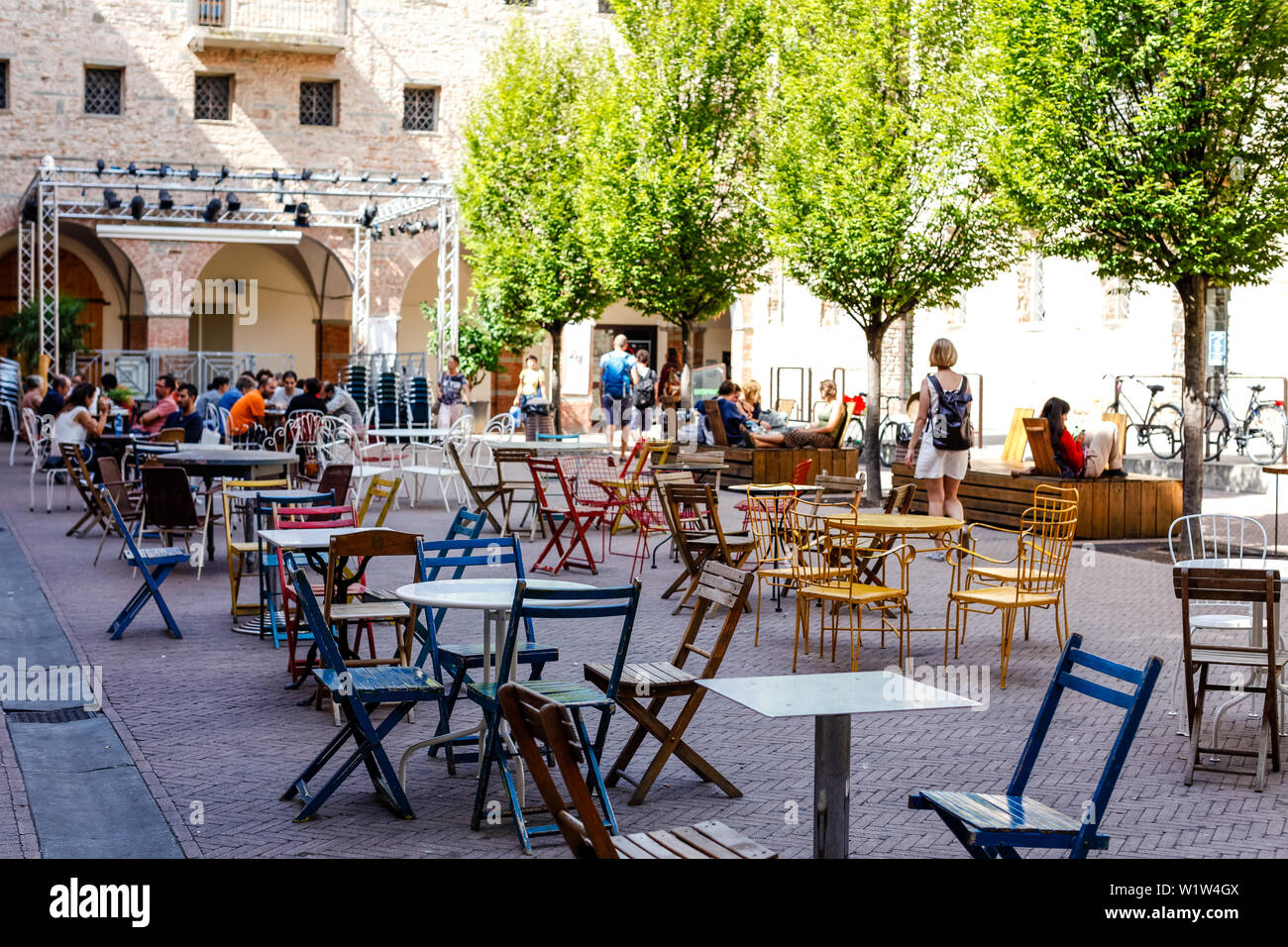 Caffe letterario hi-res stock photography and images - Alamy