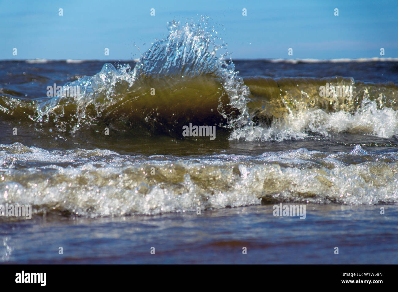 Cinematic close up clear sea hi-res stock photography and images - Alamy