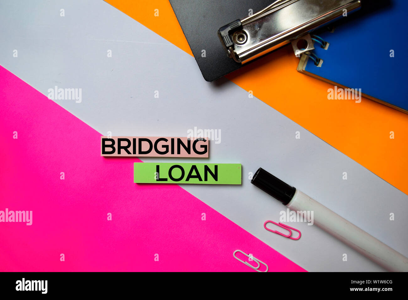 Bridging Loan text on sticky notes with color office desk concept Stock ...