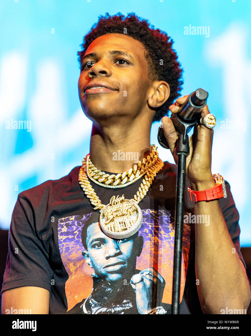 Artist julius dubose hi-res stock photography and images - Alamy