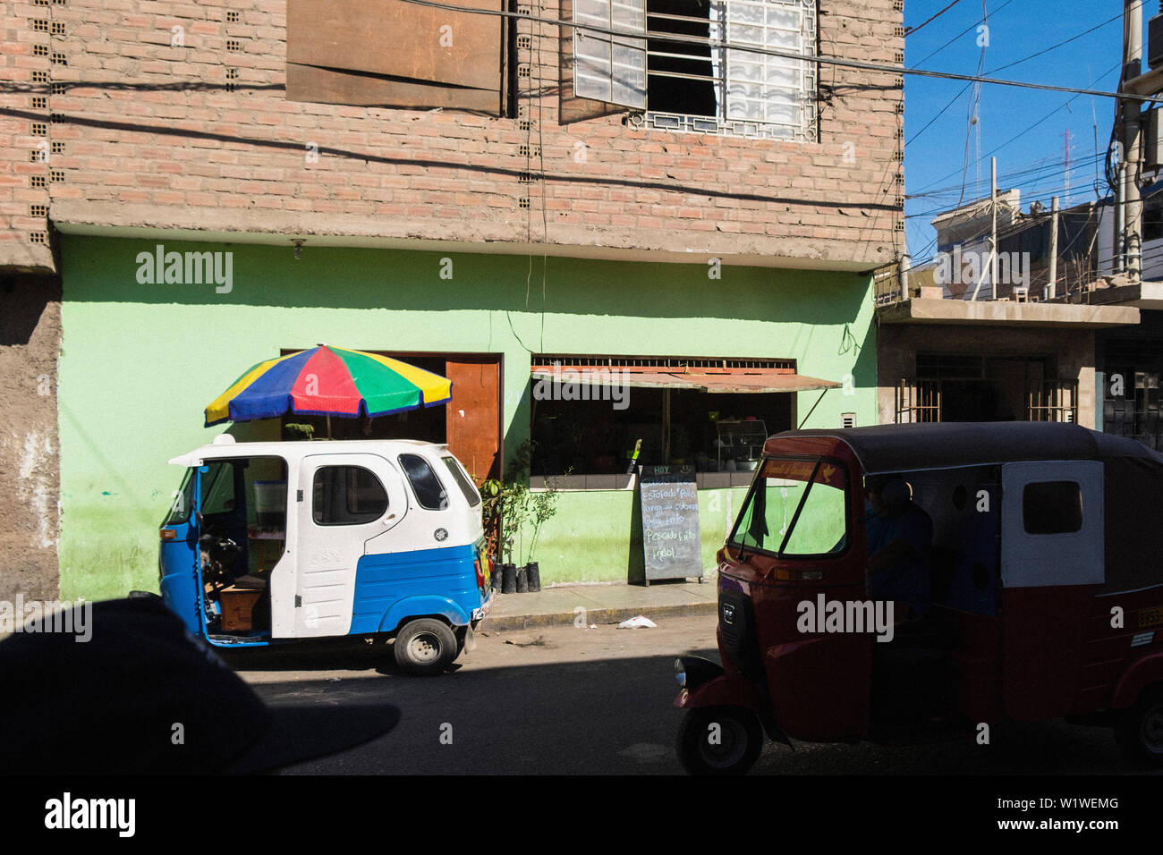 Perù, Ica, daily life Stock Photo - Alamy
