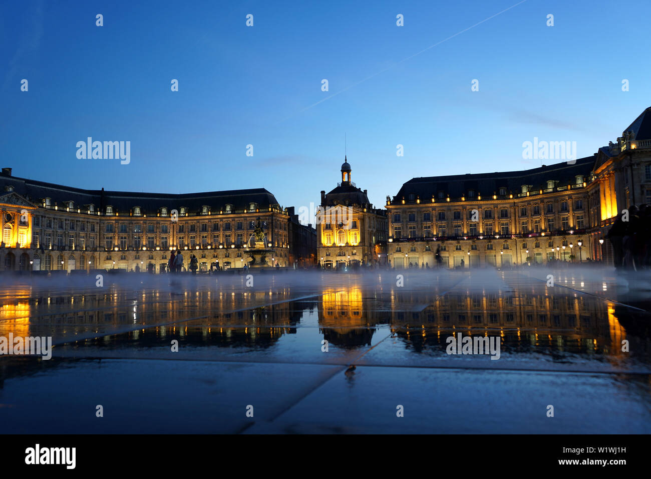 Bordeaux opera house hi-res stock photography and images - Alamy