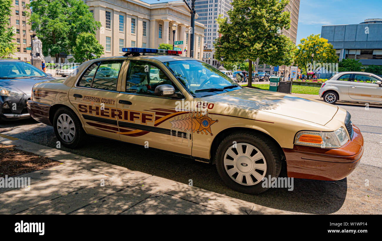 Sheriff Car in the streets of Louisville - LOUISVILLE. USA - JUNE 14 ...