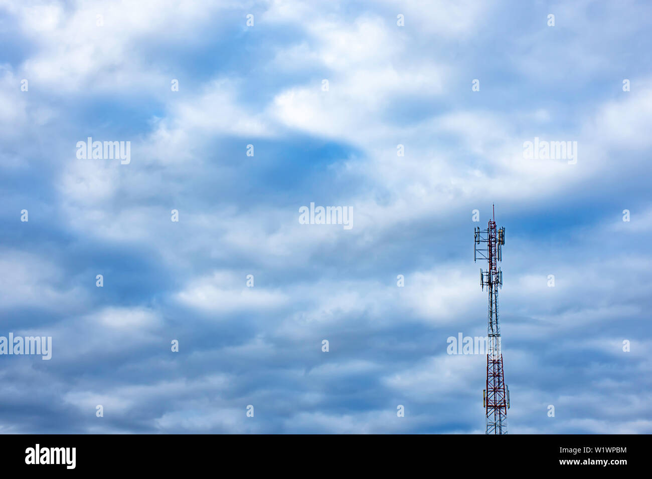 Wave transmission mast, large phone signal with a bright blue sky Stock ...